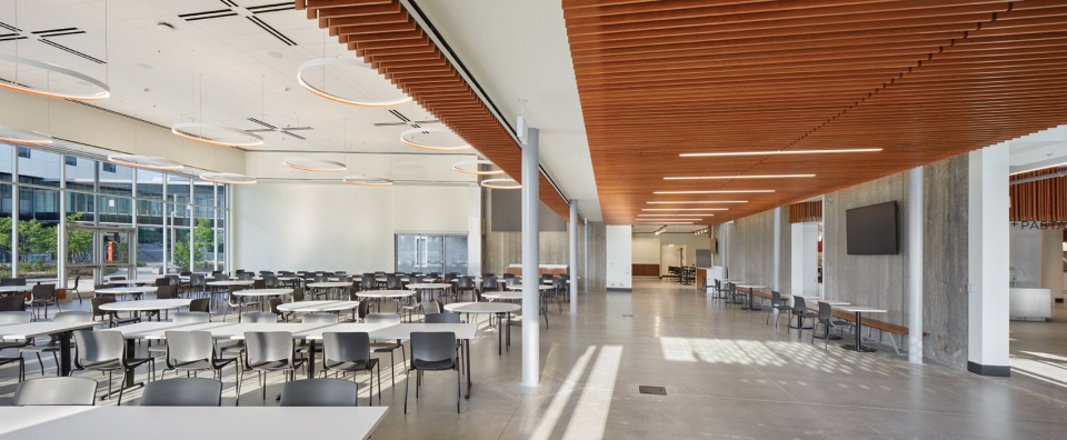 Newnham Campus Food Hall Seneca College by Taylor Smyth Architects - 谷德设计网