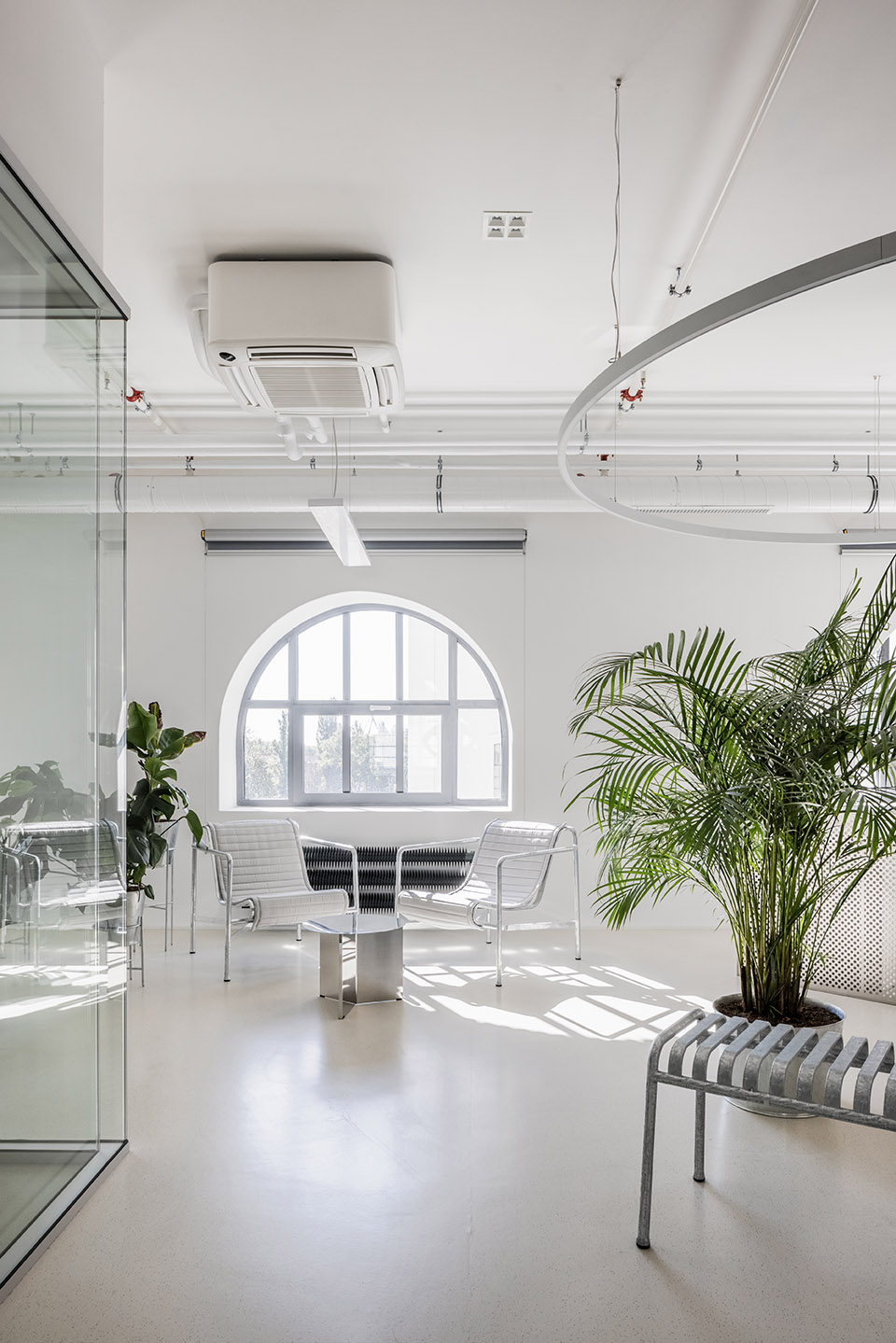 SLC Offices by Kuklica—Smerek - 谷德设计网