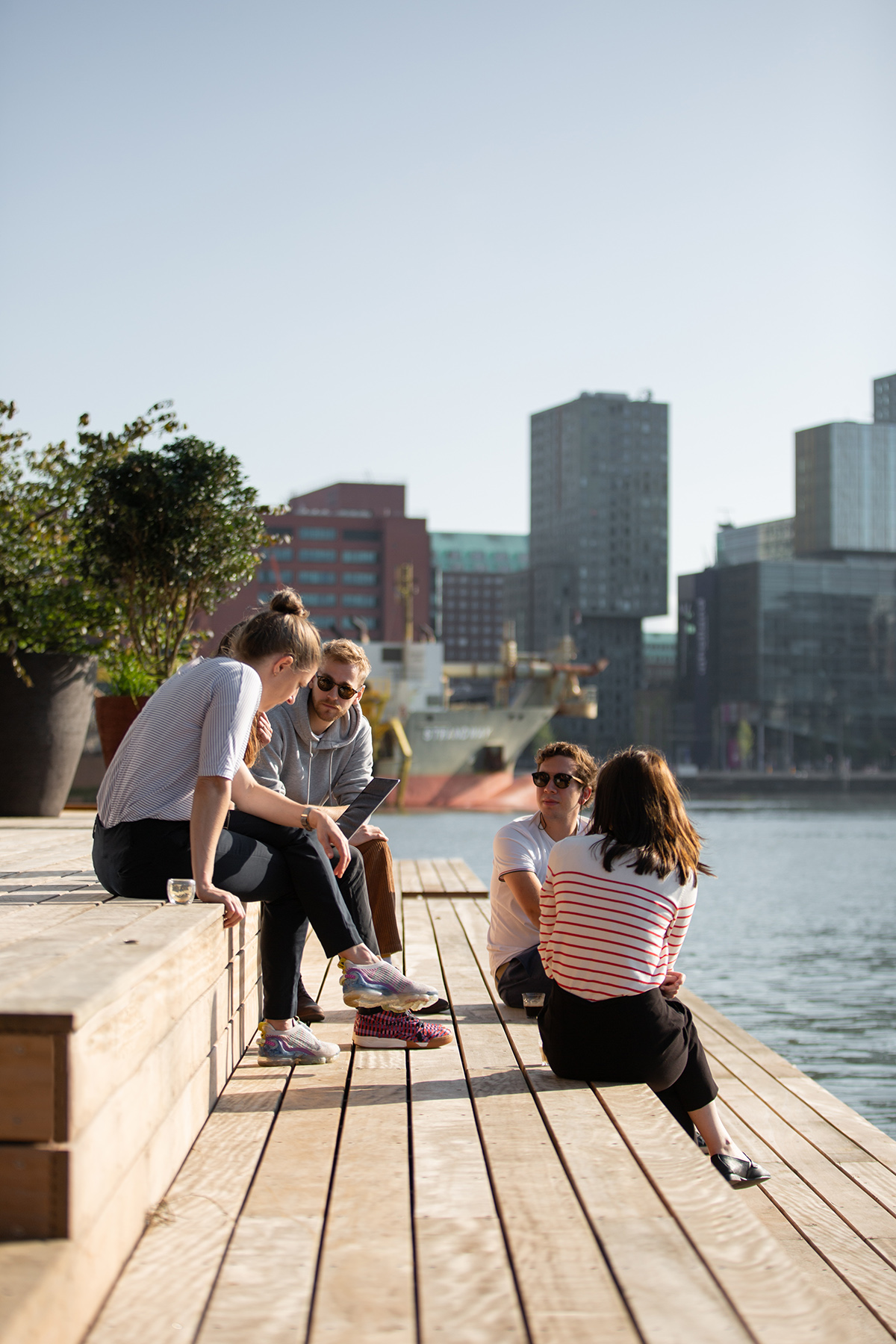 Floating Office Rotterdam (FOR) by Powerhouse Company - 谷德设计网