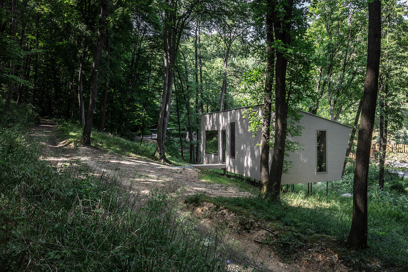 Cabin Moss by Béres Architects - 谷德设计网