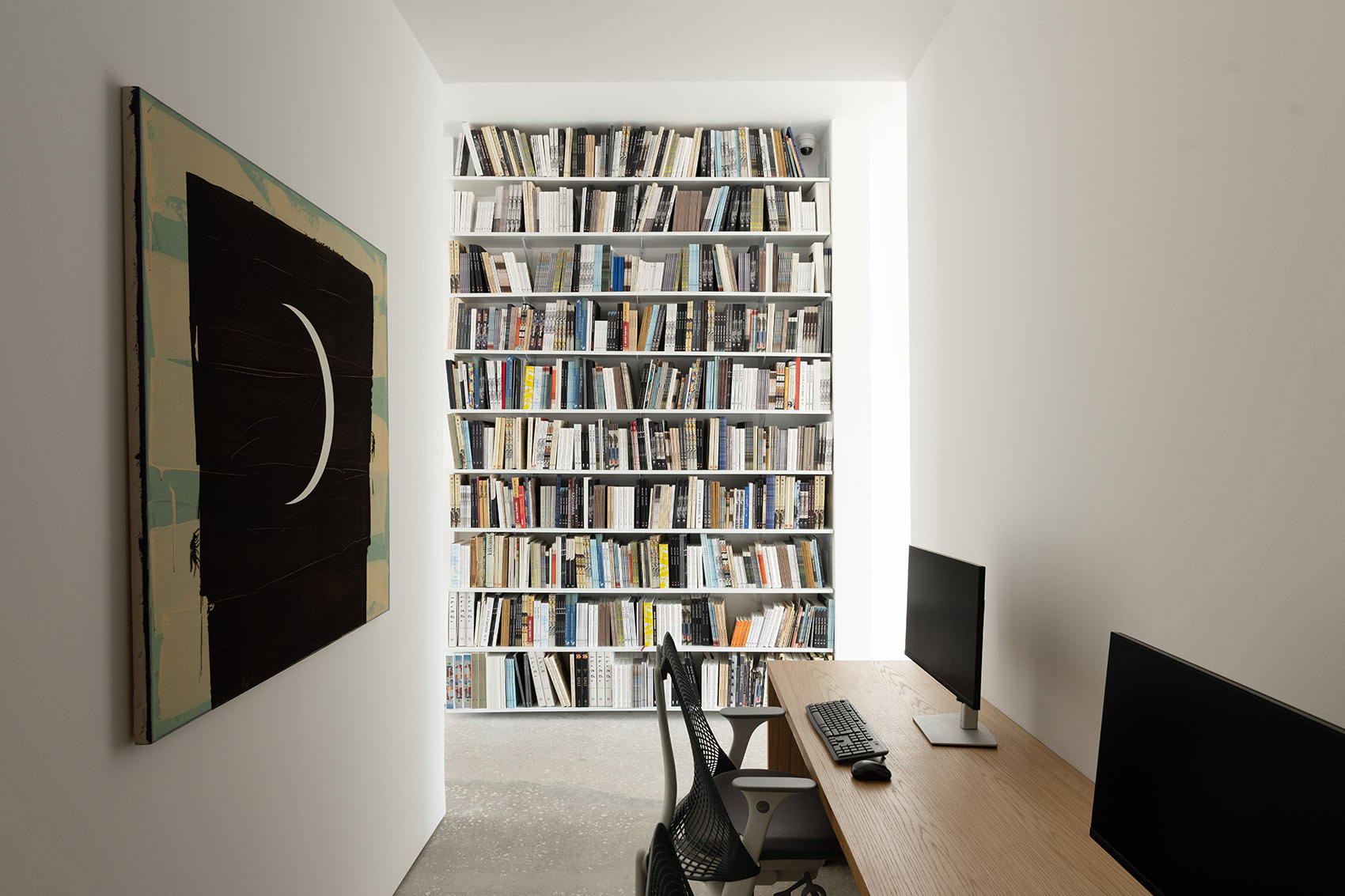 Gordon Gallery’s new exhibition space in Jerusalem by Salty Architects ...