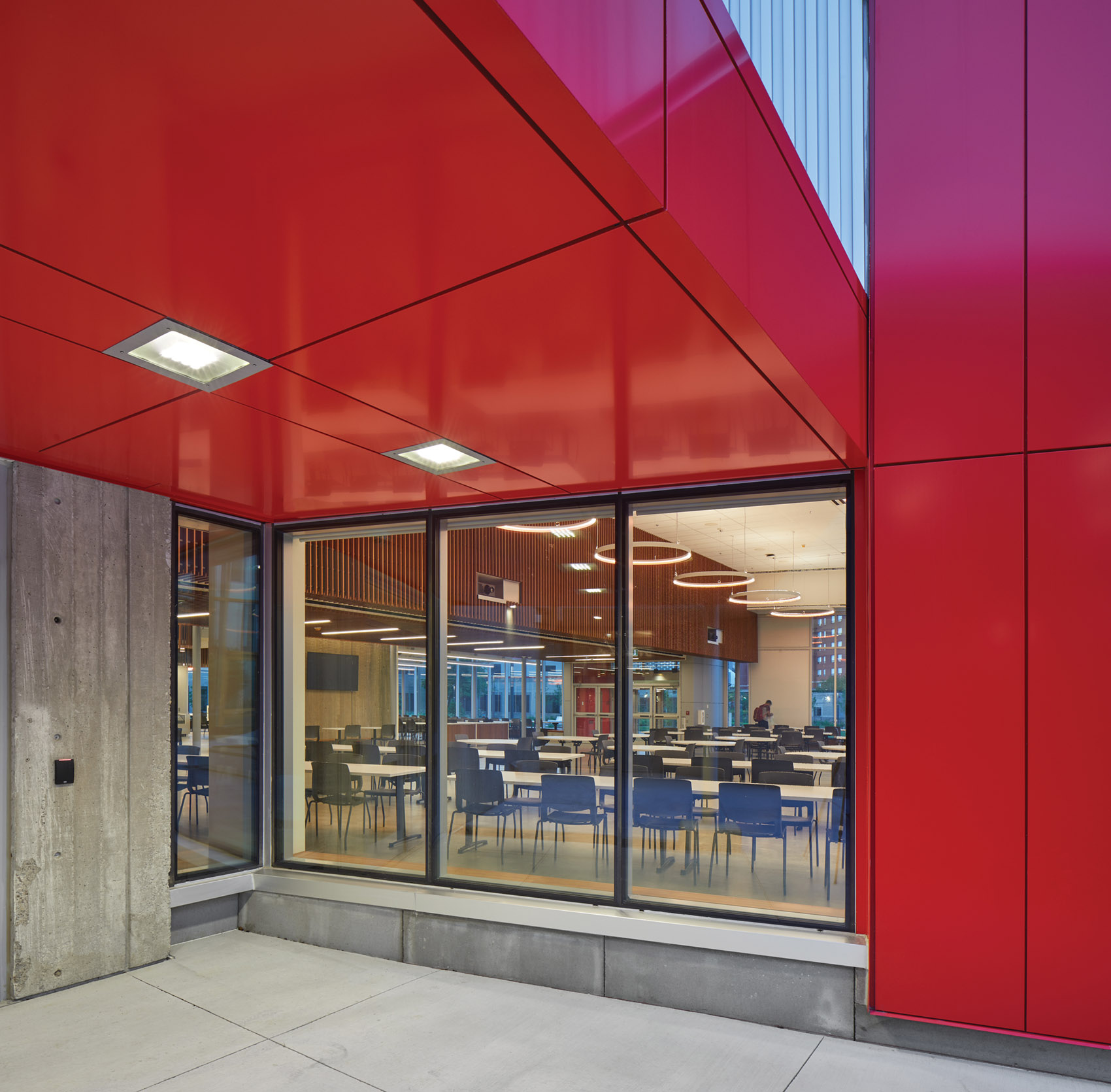 Newnham Campus Food Hall Seneca College by Taylor Smyth Architects - 谷德设计网