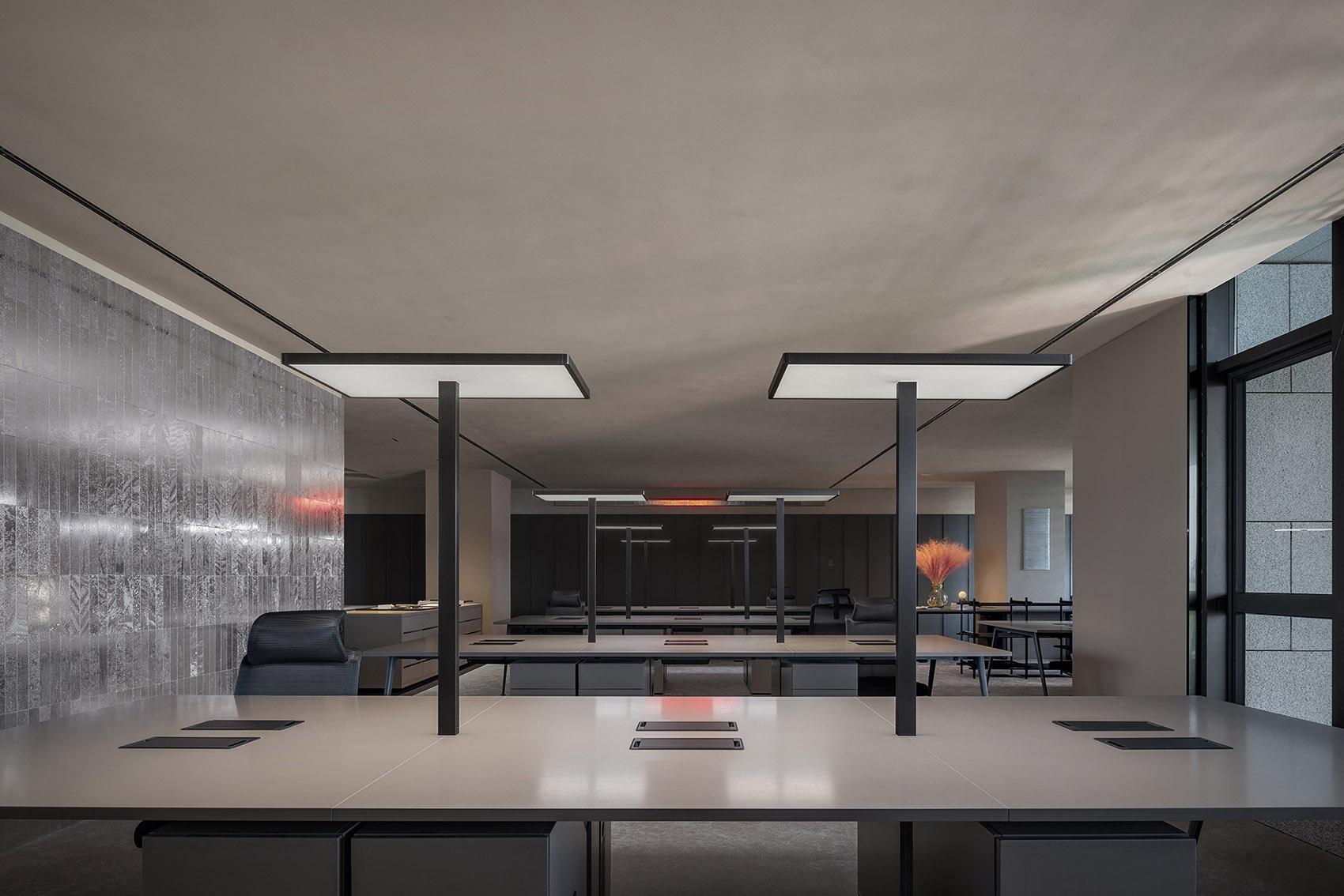 TOMO OFFICE, China by TOMO INTERIOR DESIGN FIRM - 谷德设计网