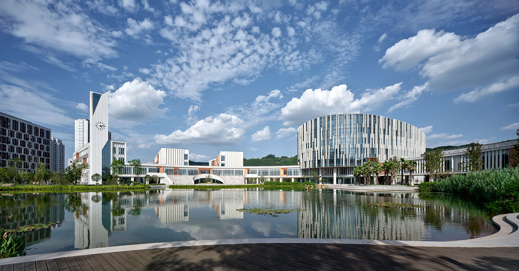 Chengdu Institute of Sichuan Internatioanl Studies University (Yibin ...