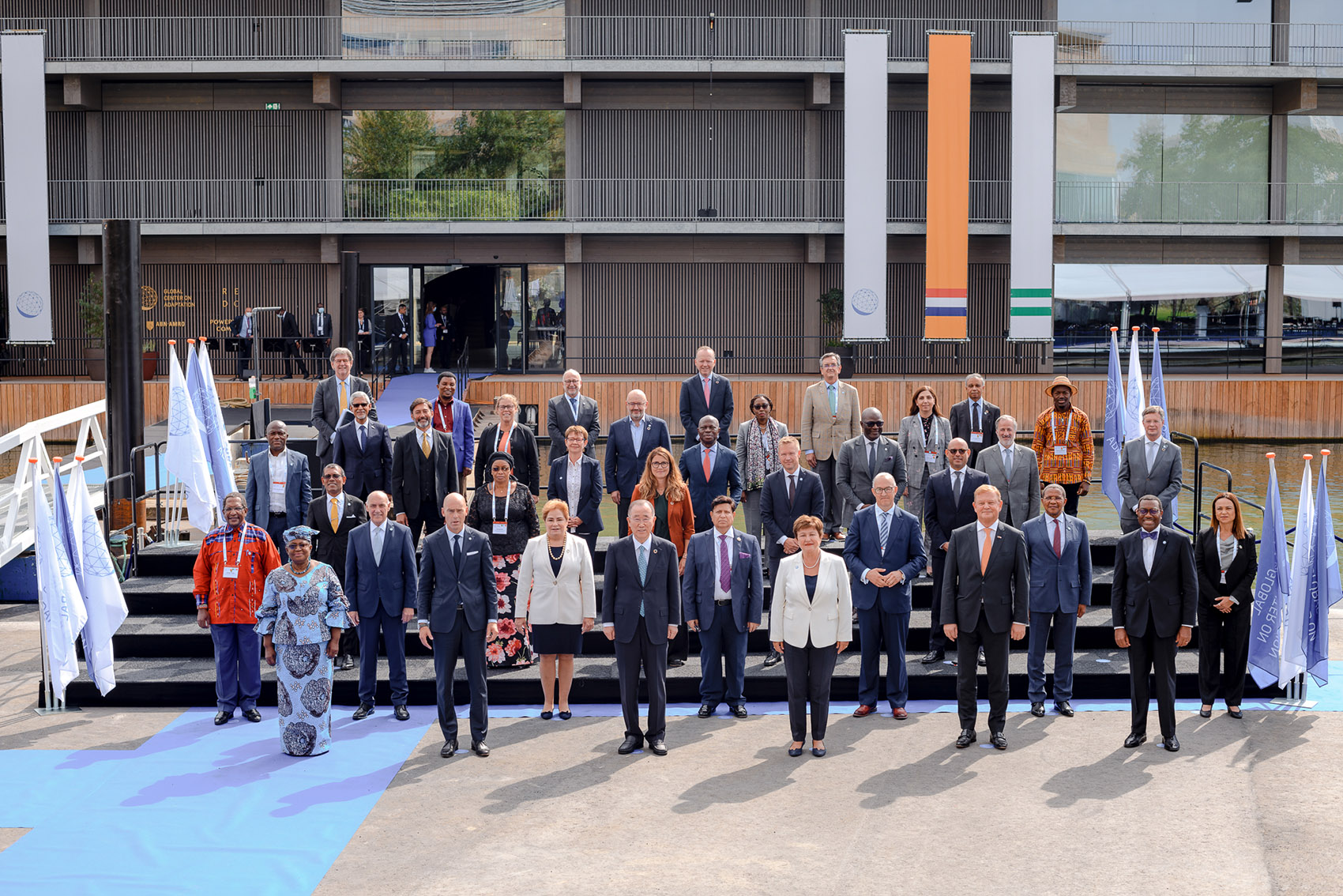 Floating Office Rotterdam (FOR) by Powerhouse Company - 谷德设计网