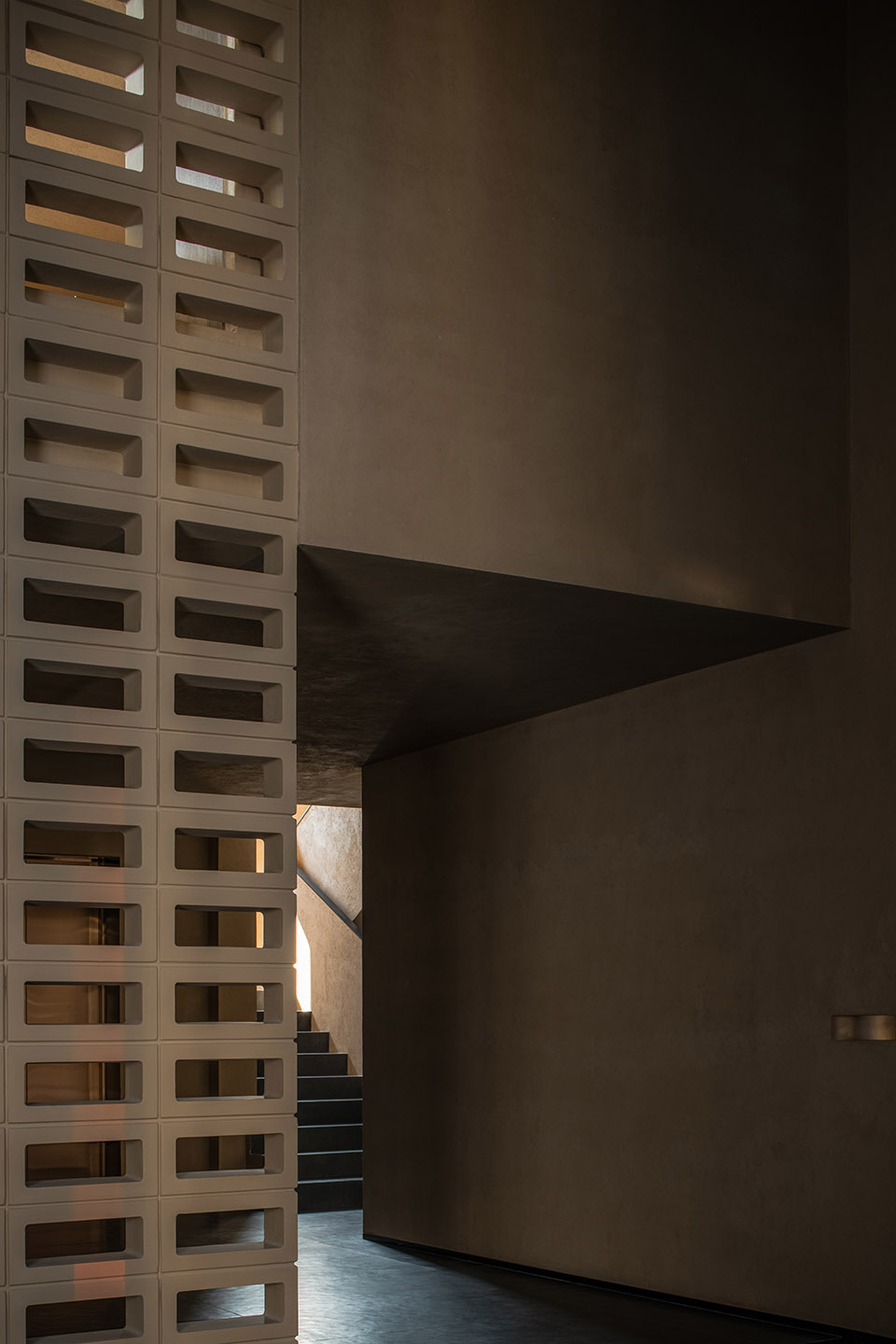 FLOWING LIGHT & SHADOW by Fuzhou Lingzhu Design Decoration Co., Ltd ...