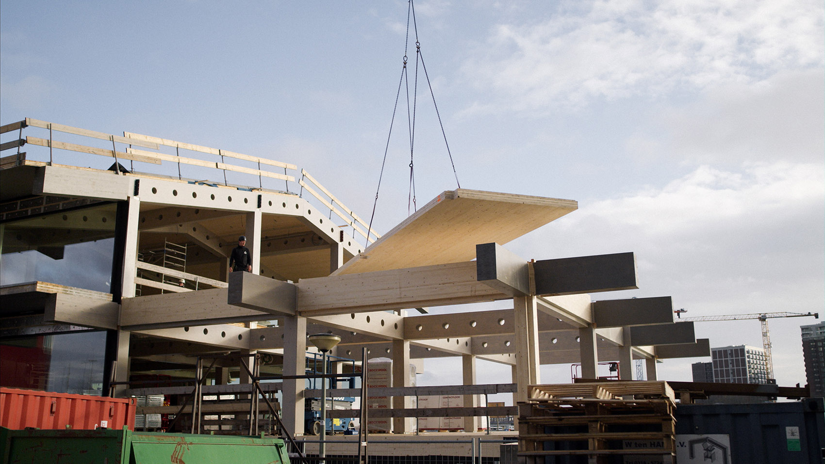 Floating Office Rotterdam (FOR) by Powerhouse Company - 谷德设计网