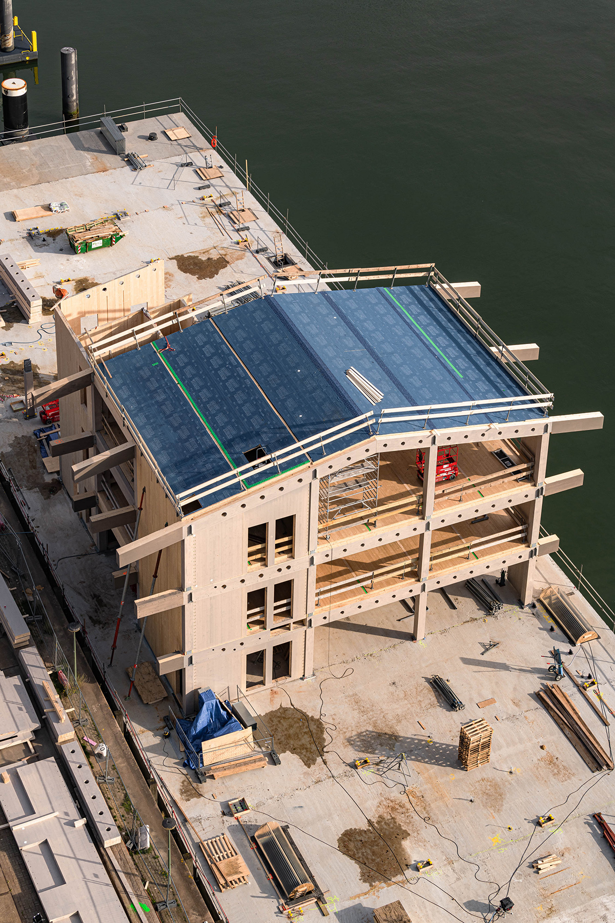 Floating Office Rotterdam (FOR) by Powerhouse Company - 谷德设计网