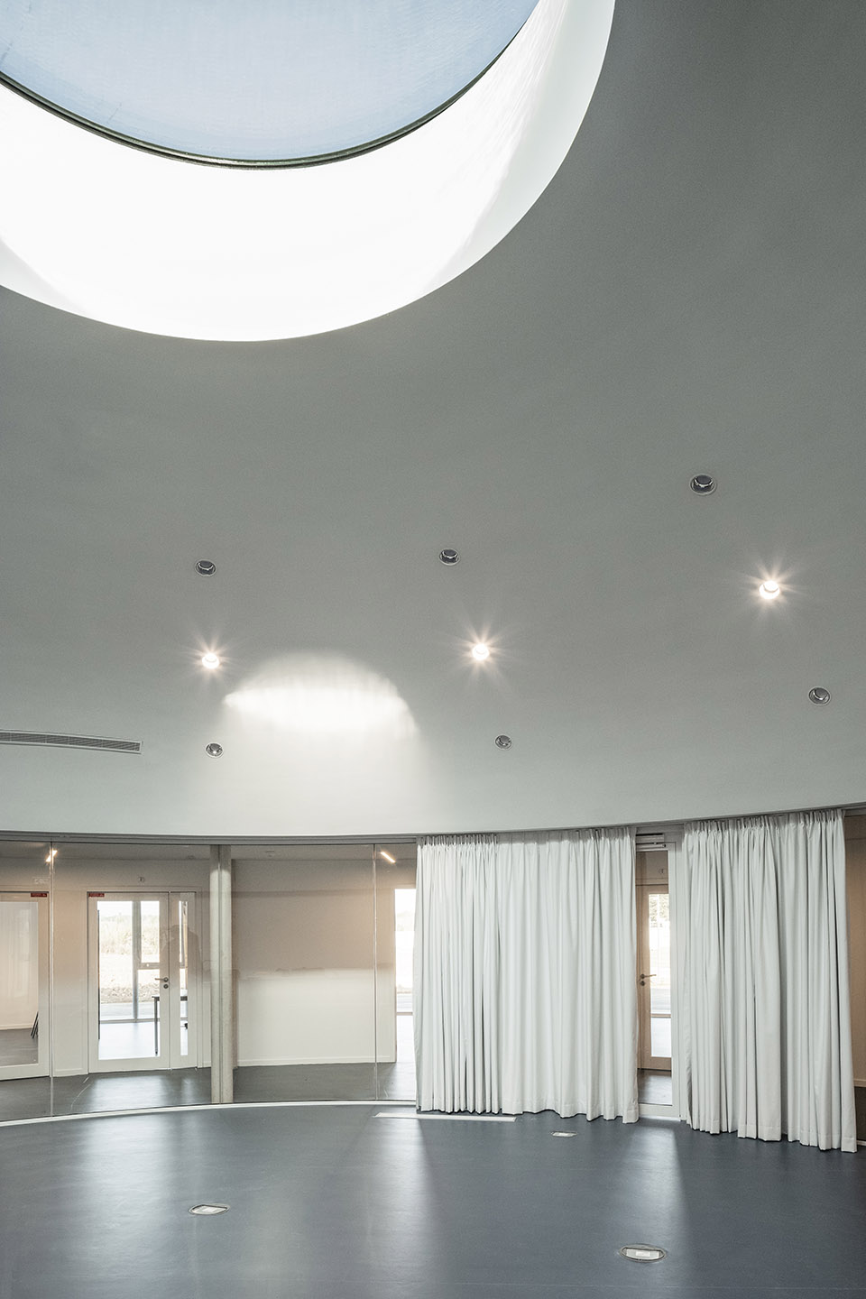 SIRTA Climate & Atmospheric Research Observatory by R architecture - 谷德设计网