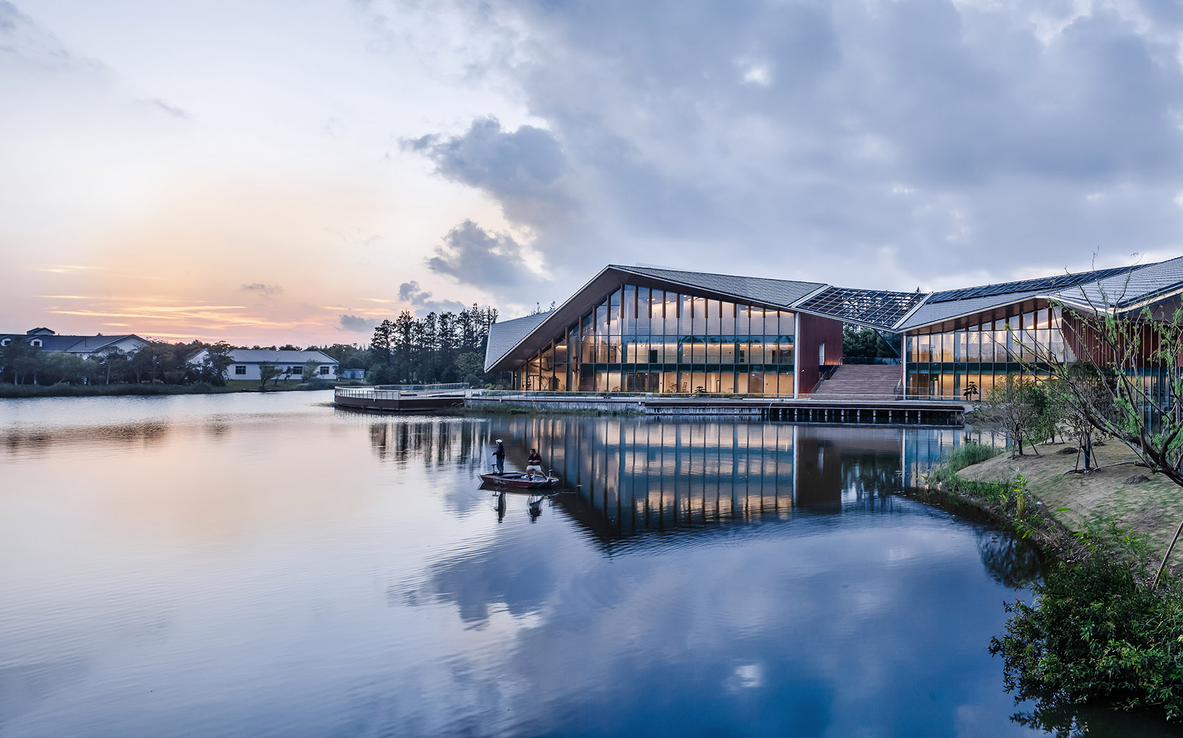 Changxing Island Country Park Visitor Center, China by Micron ...