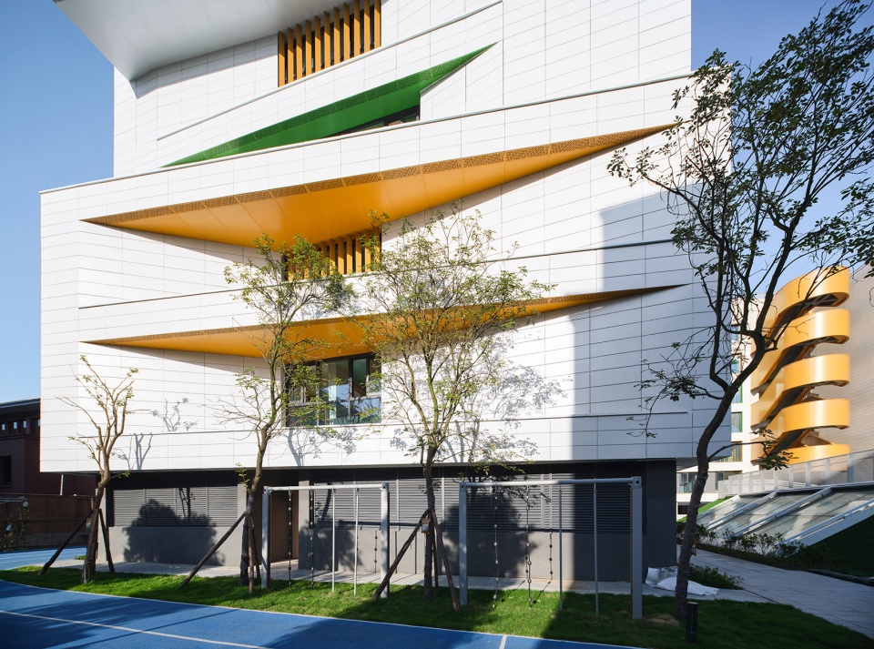 Tianfu No.7 High School Primary School, Chengdu by China Southwest ...