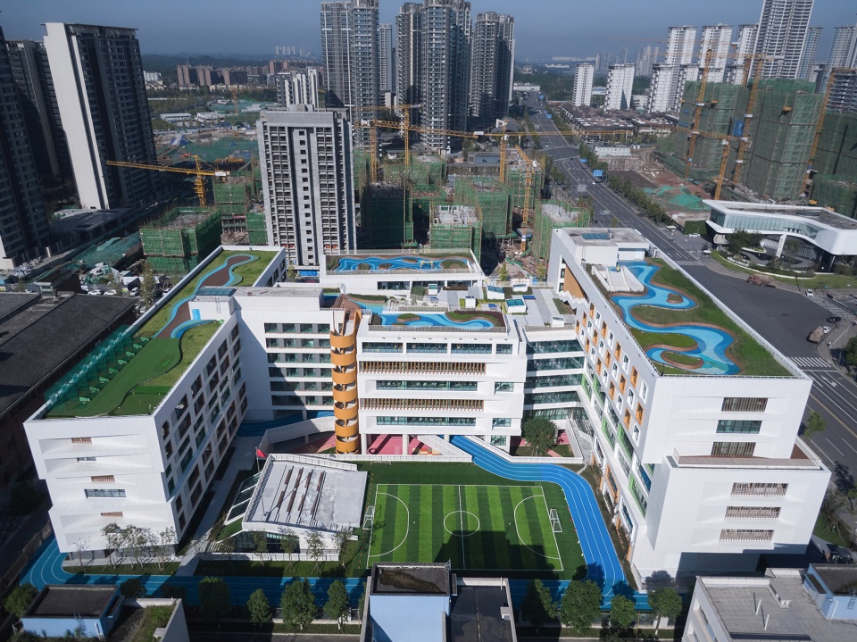 Tianfu No.7 High School Primary School, Chengdu by China Southwest ...