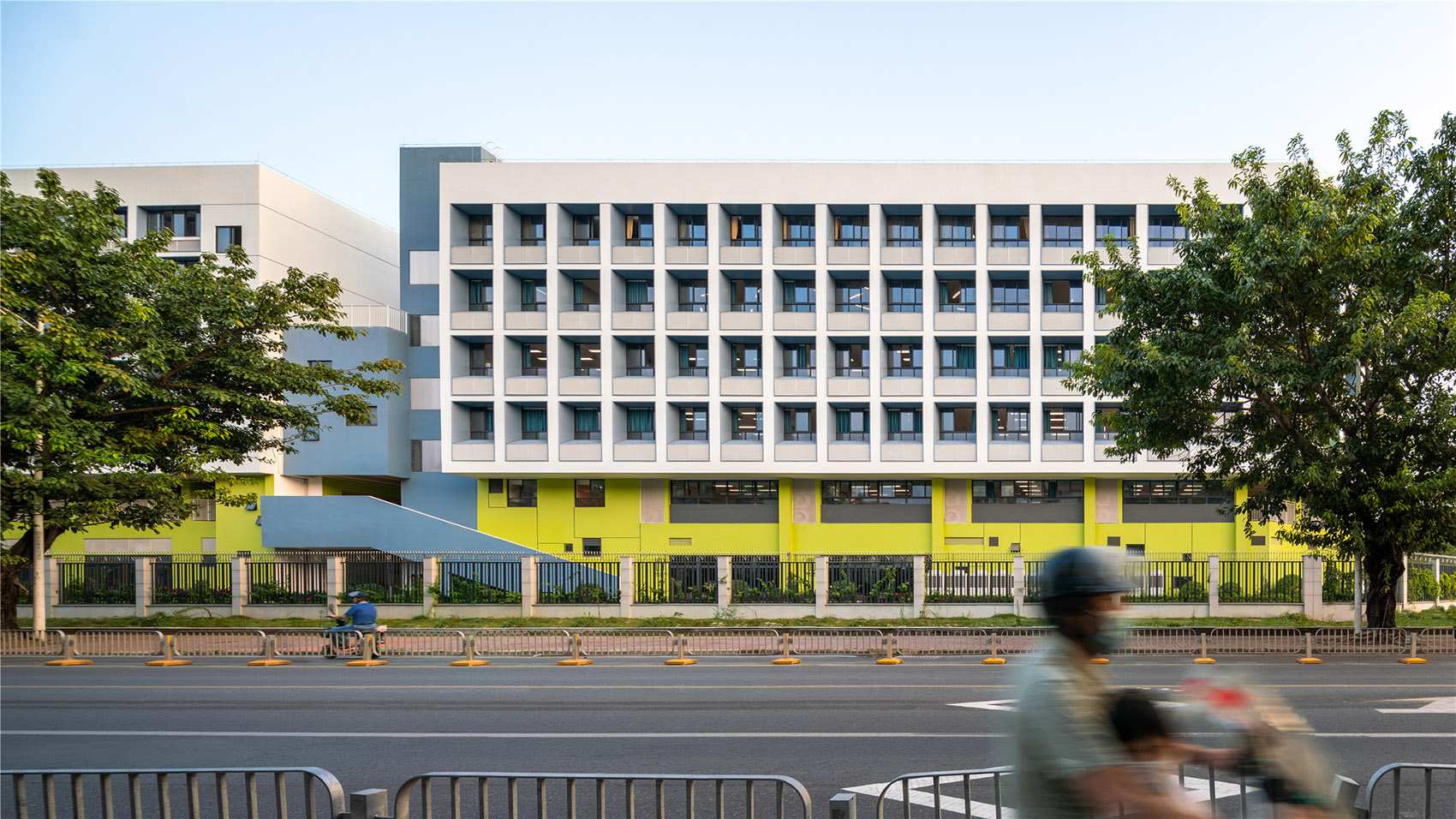Shenzhen Pingshan Rixin Primary School, China by CMAD Architects - 谷德设计网