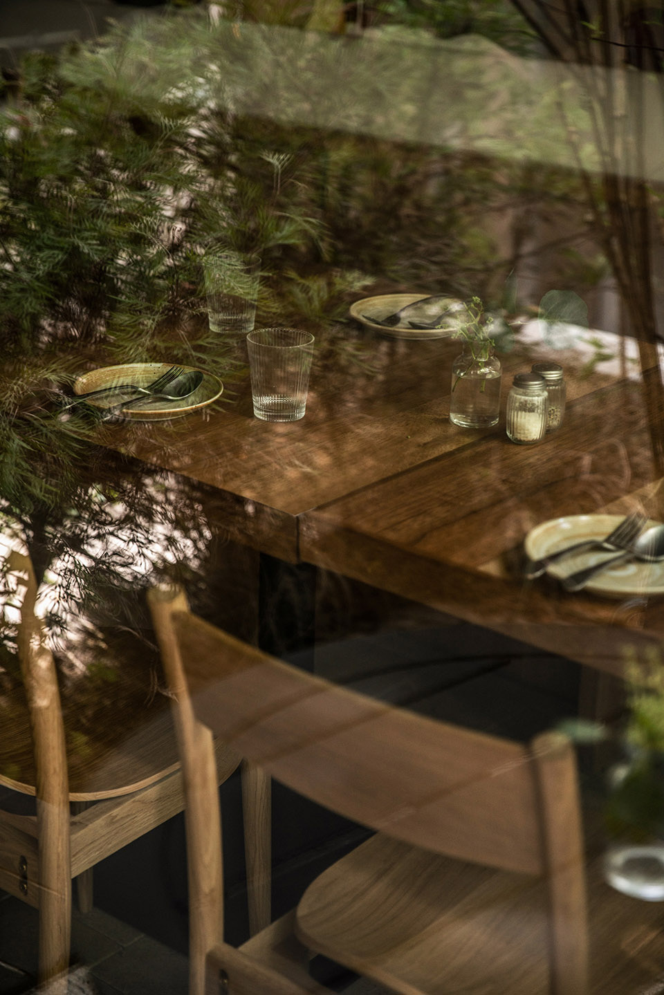 Glass&Plate, China by Geemo Design - 谷德设计网