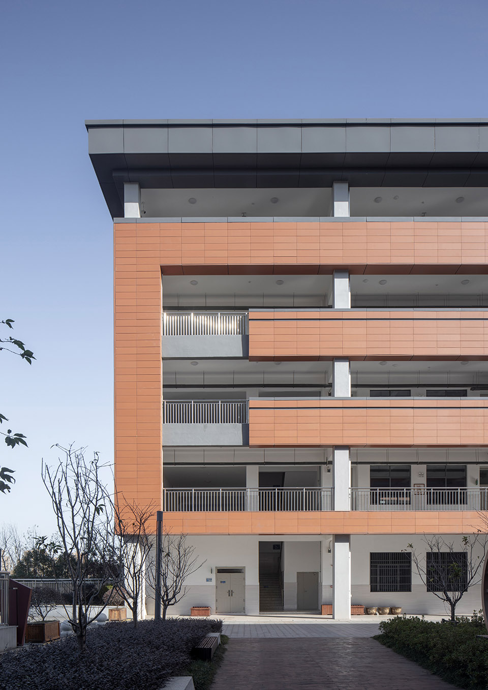 Tongling Xihu New District Middle school and primary school, Anhui ...