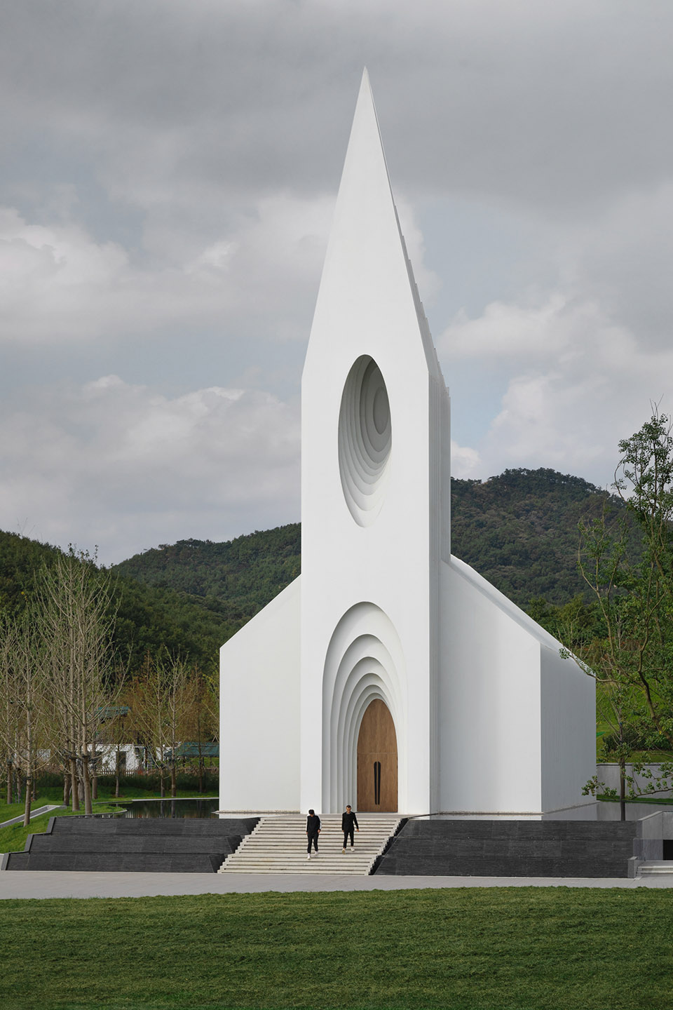 Chamber church, China by BUZZ/Büro Ziyu Zhuang - 谷德设计网