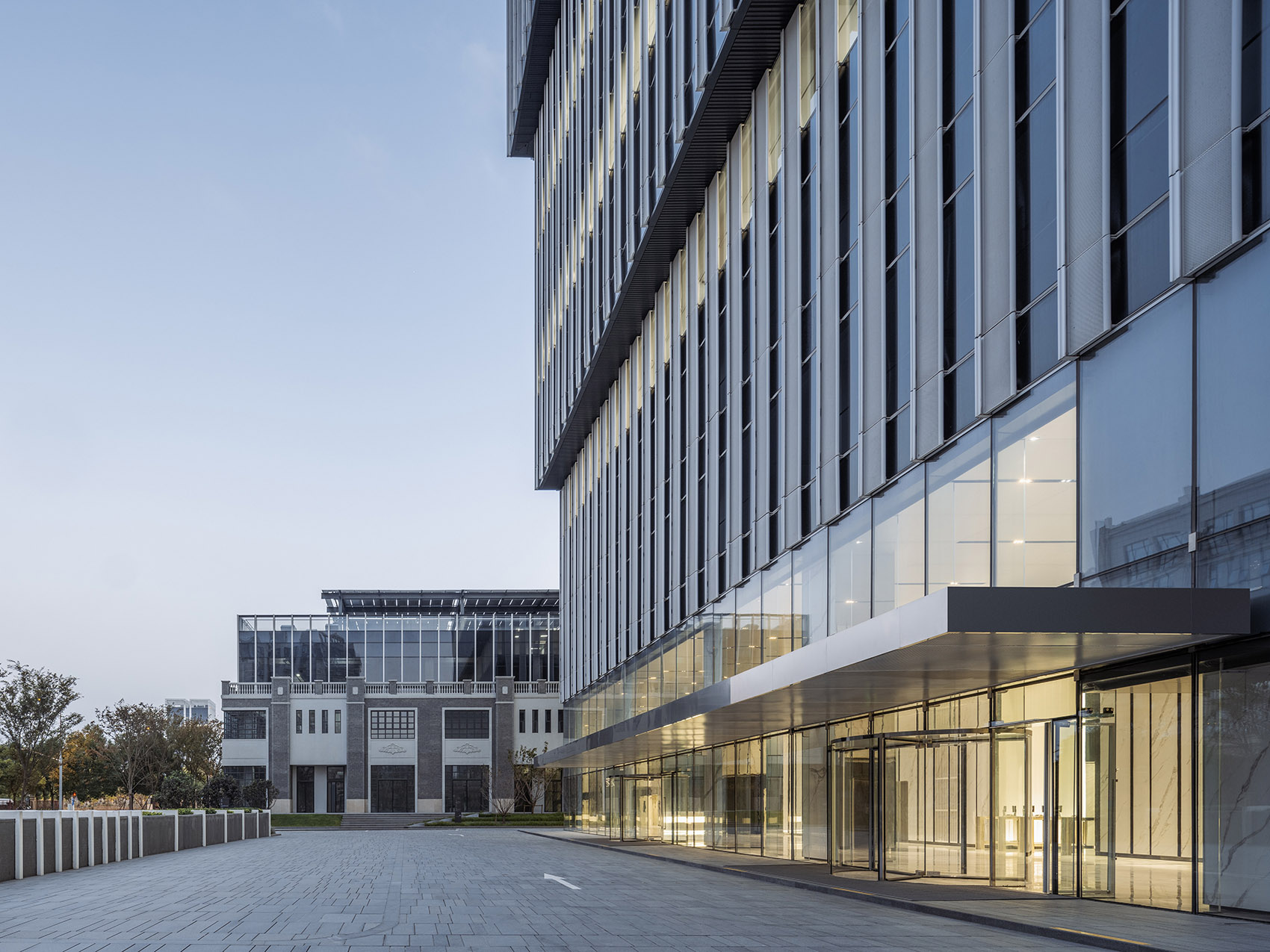 Shanghai China Enterprise Riverside Wisdom Plaza by HPP Architects - 谷德设计网