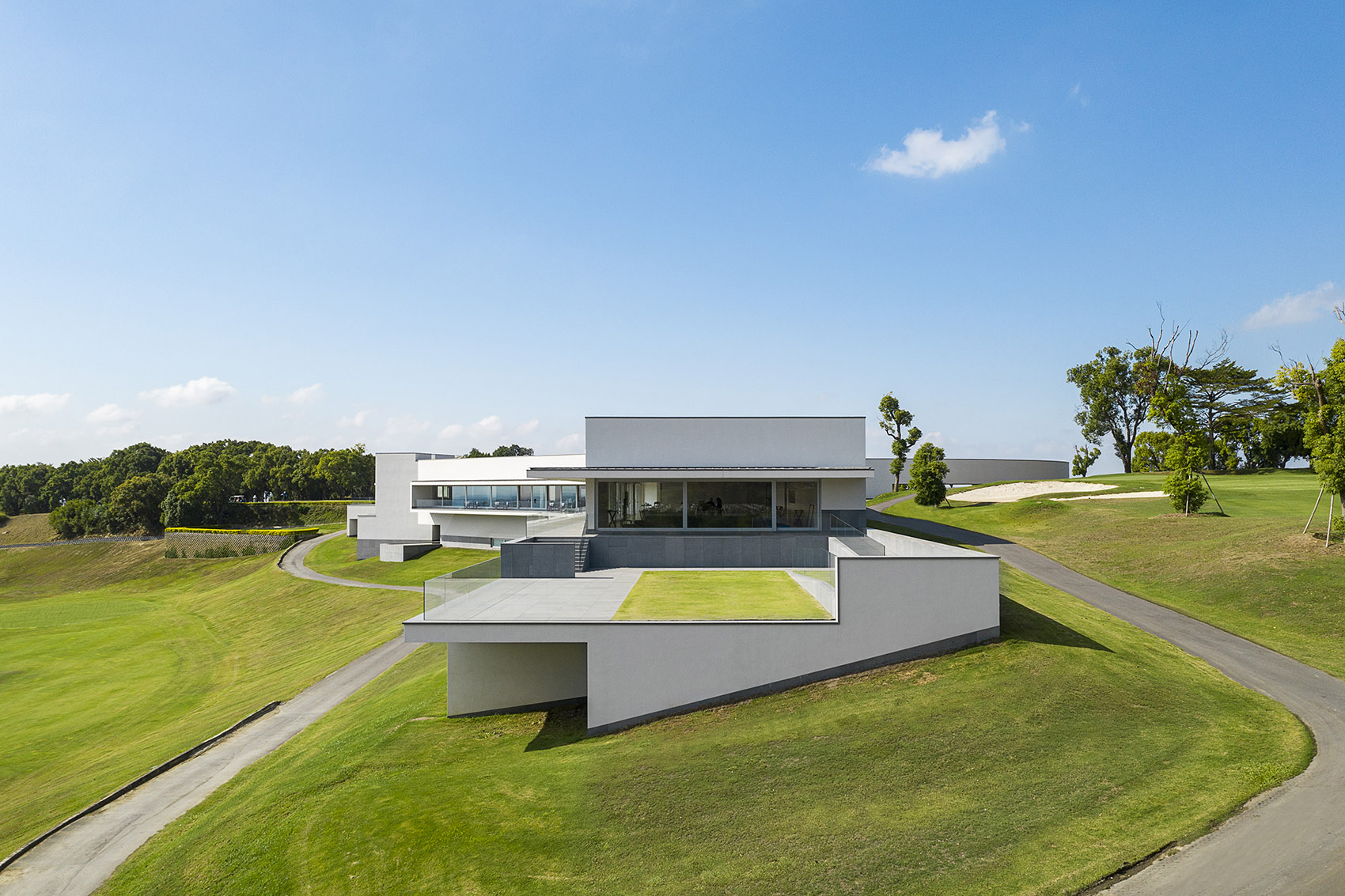 CHIA CHING HOUSE – Taifong Golf Club, Taiwan by Álvaro Siza + Carlos ...