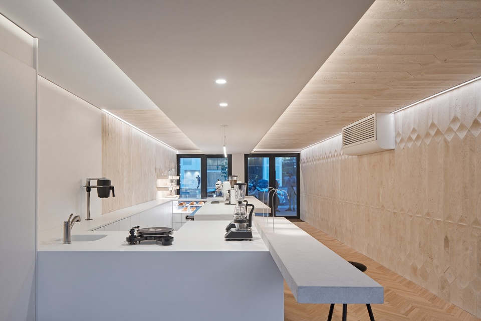 Milky’s Cloud Room by Full Fat Design - 谷德设计网