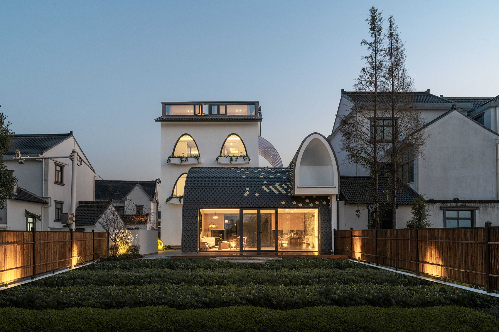 The transformation of Huahai Homestay in Daijin Village, China by DUS ...