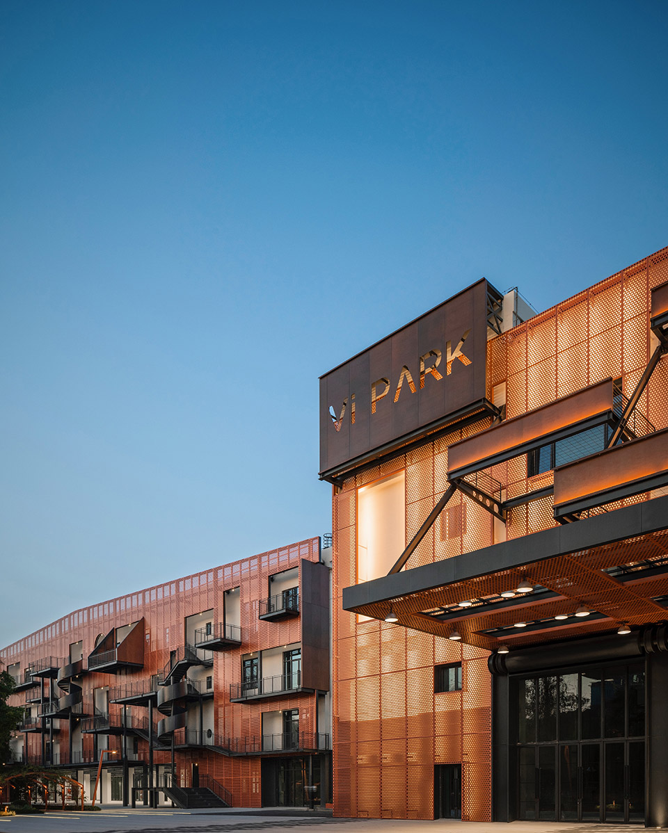 Vi PARK WALL MAZE, Shanghai, China by XING DESIGN - 谷德设计网