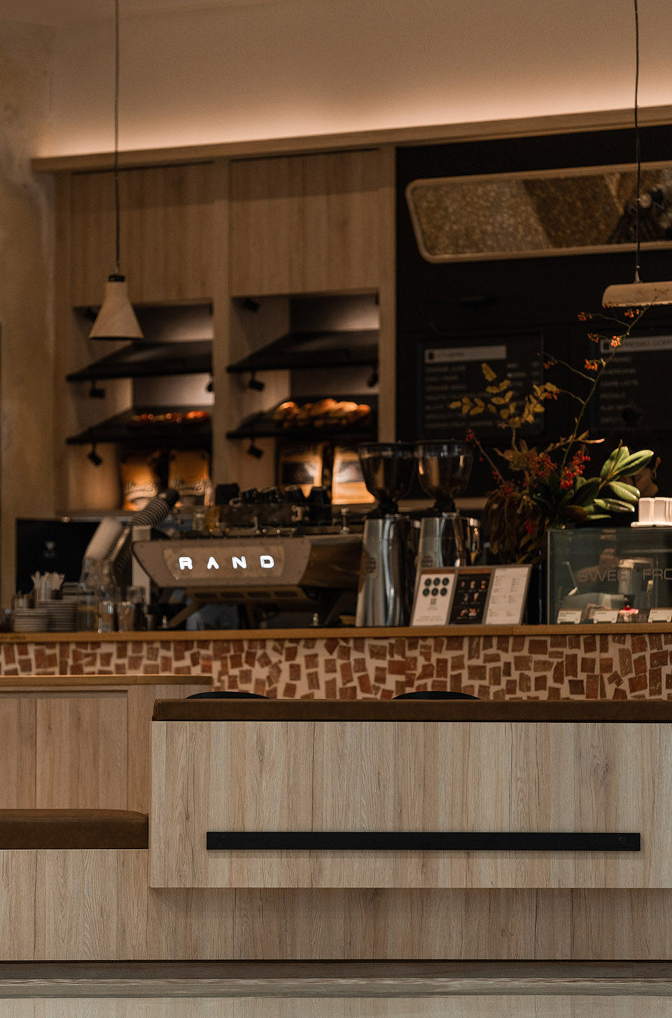 RAND Cafe, China by Fei Design Studio - 谷德设计网