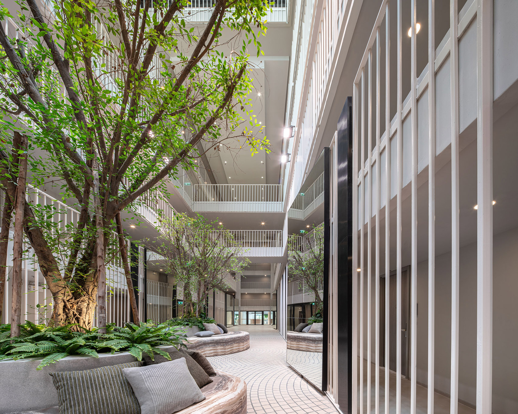 The BASE SAPHANMAI by Openbox Architects and Openbox Group - 谷德设计网