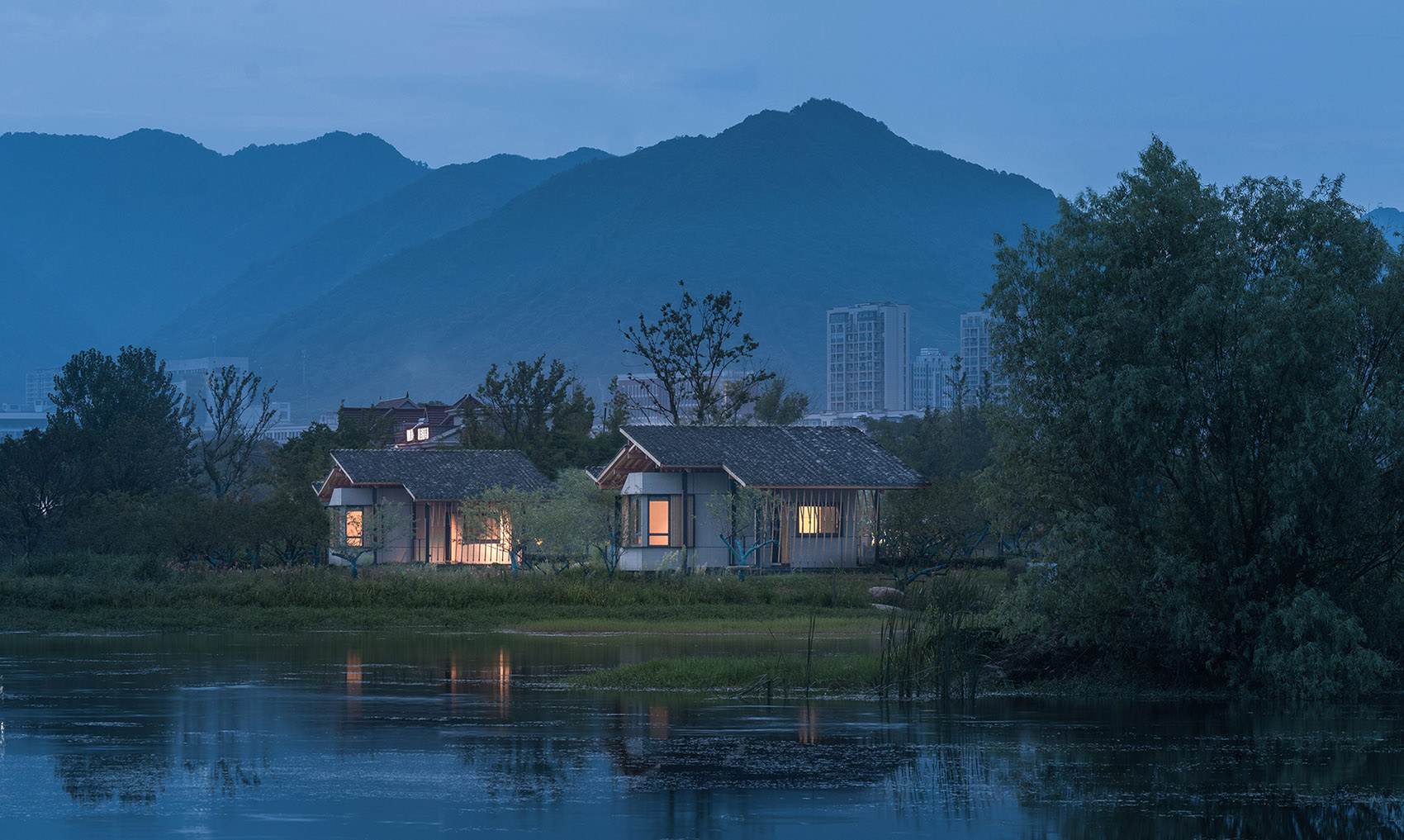 Fuyang Yangbei Lake Wetland Ecological Hotel, China by Shulin ...