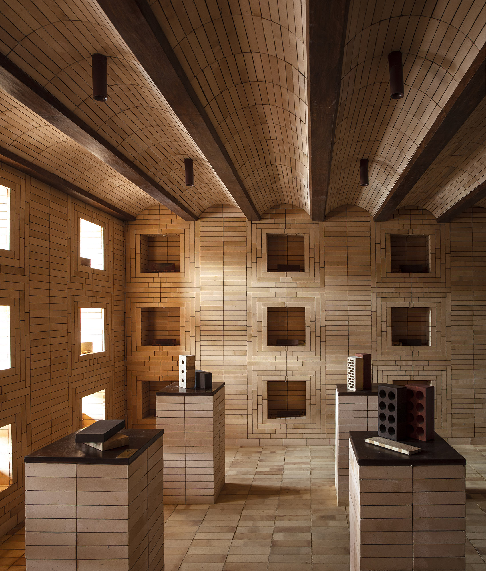 The Brick Bond by Renesa Architecture Design Interiors Studio - 谷德设计网