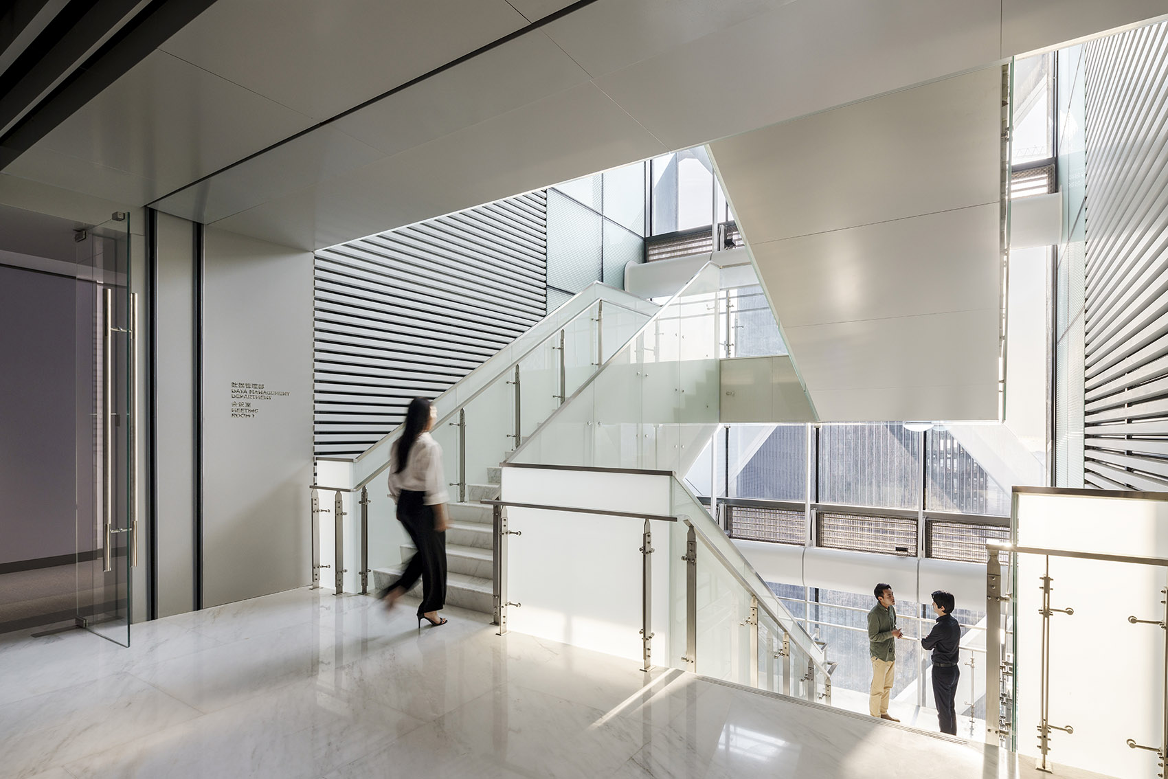 Shenzhen Rural Commercial Bank Headquarters, China by SOM - 谷德设计网