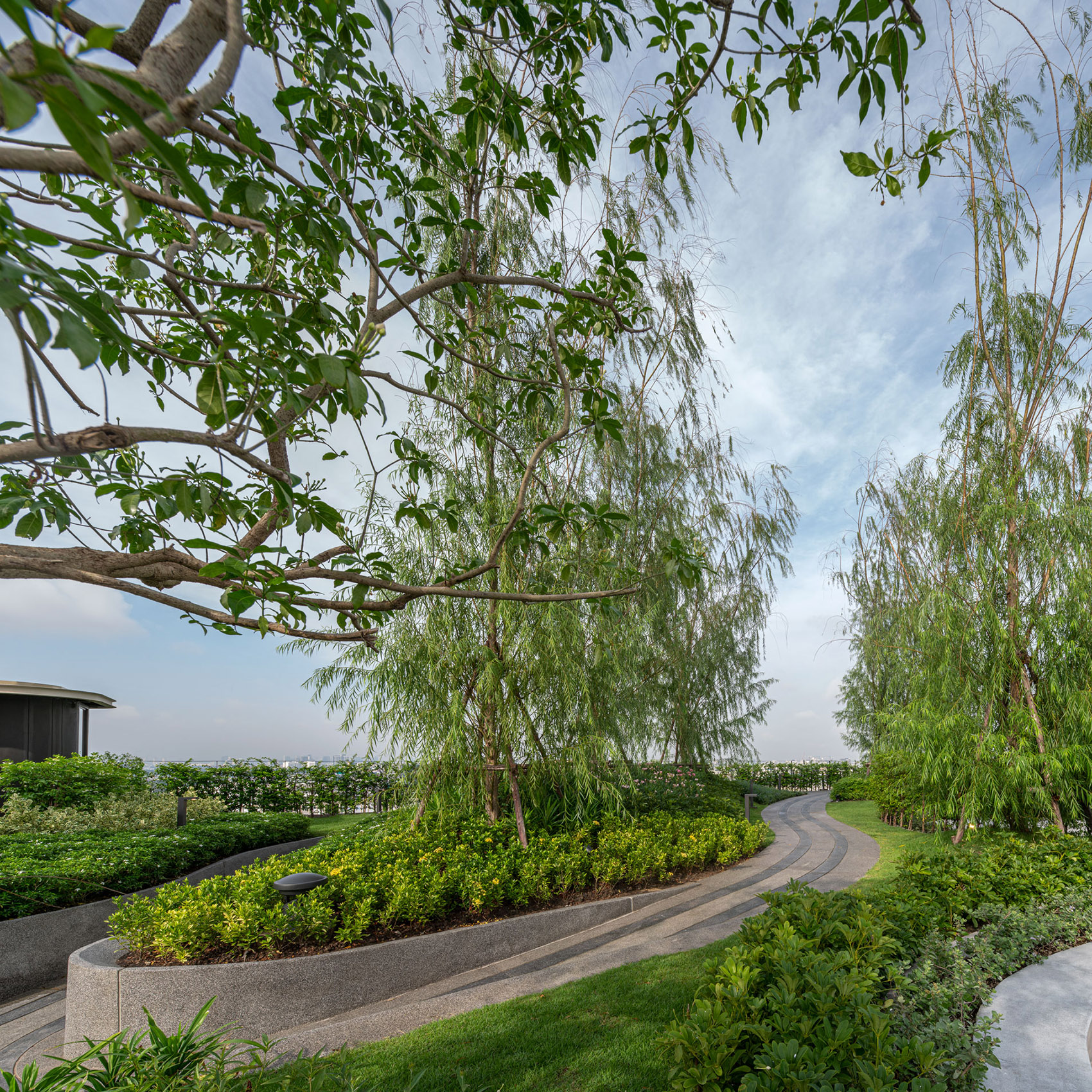 The BASE SAPHANMAI by Openbox Architects and Openbox Group - 谷德设计网