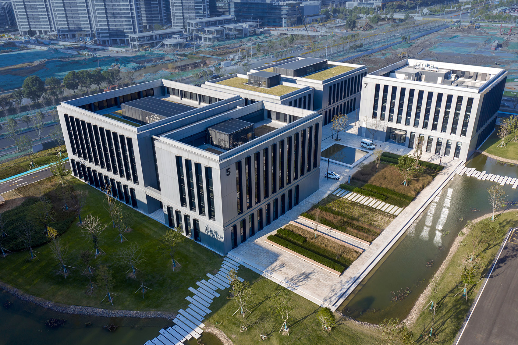 Permanent Location Project of JITRI, China by gmp+TJAD - 谷德设计网