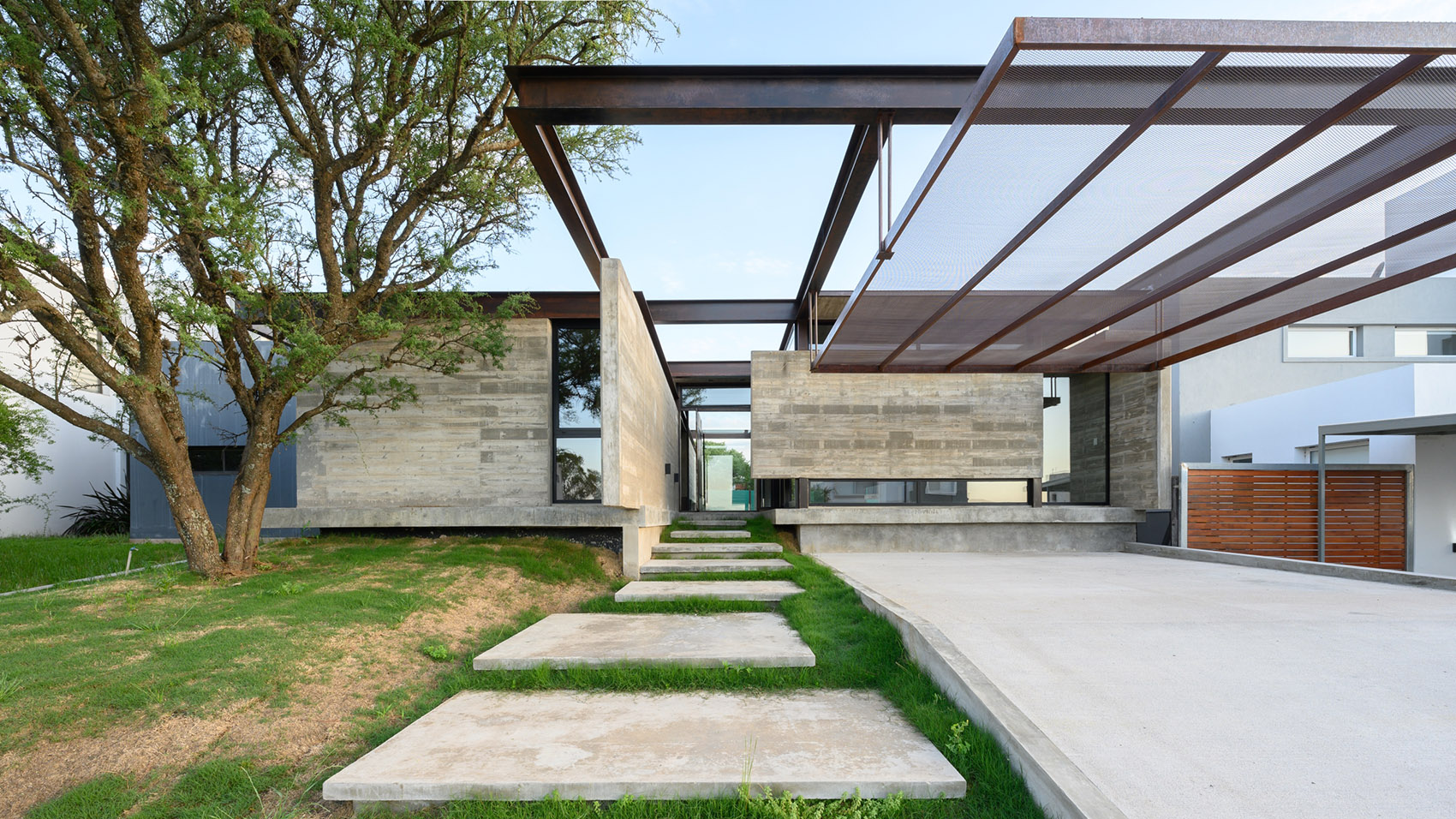 Raw Housing by Iase Arquitectos - 谷德设计网
