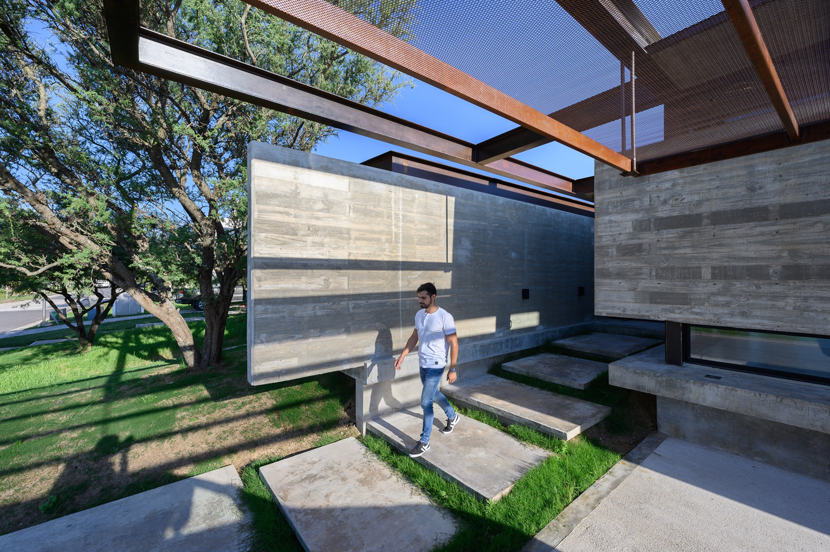 Raw Housing by Iase Arquitectos - 谷德设计网