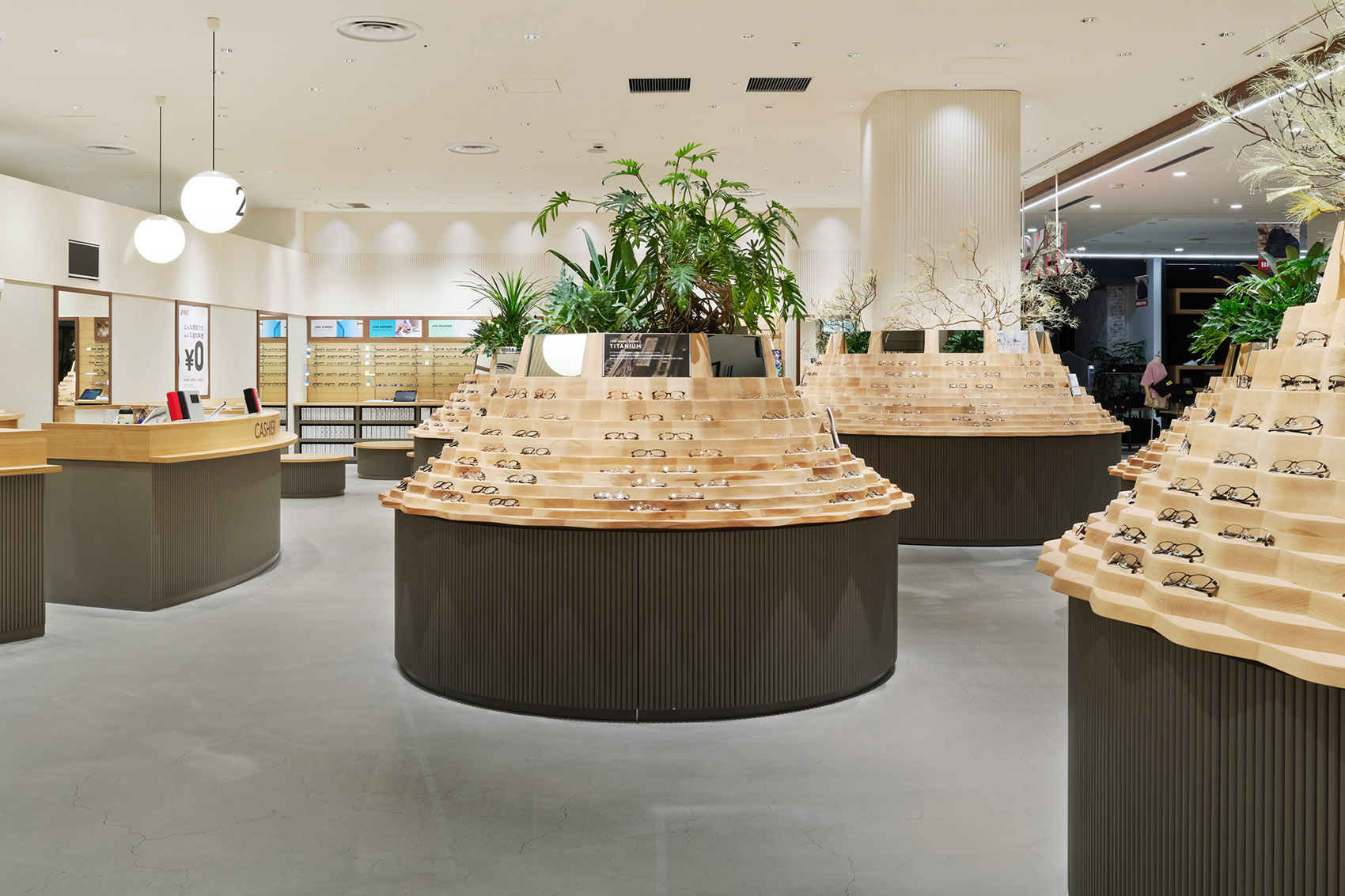 JINS NAMBA PARKS, Japan by KOMPAS - 谷德设计网