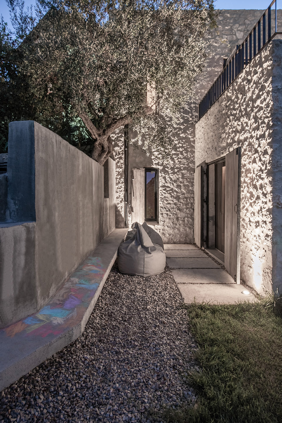 Peloponnese Rural House by Architectural Studio Ivana Lukovic - 谷德设计网