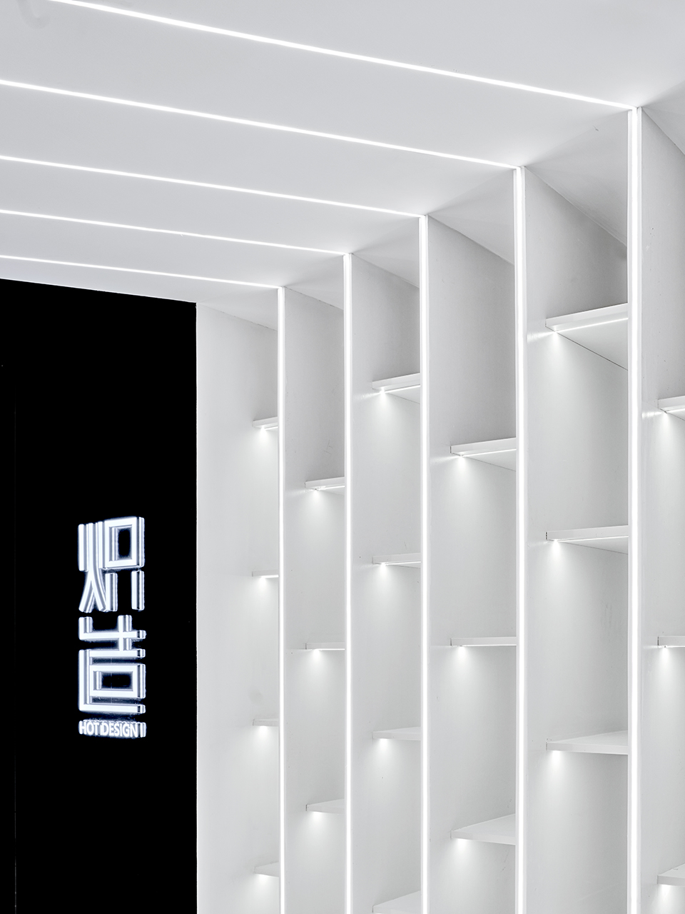 HOT Design Studio Renovation, China by HOT DESIGN - 谷德设计网