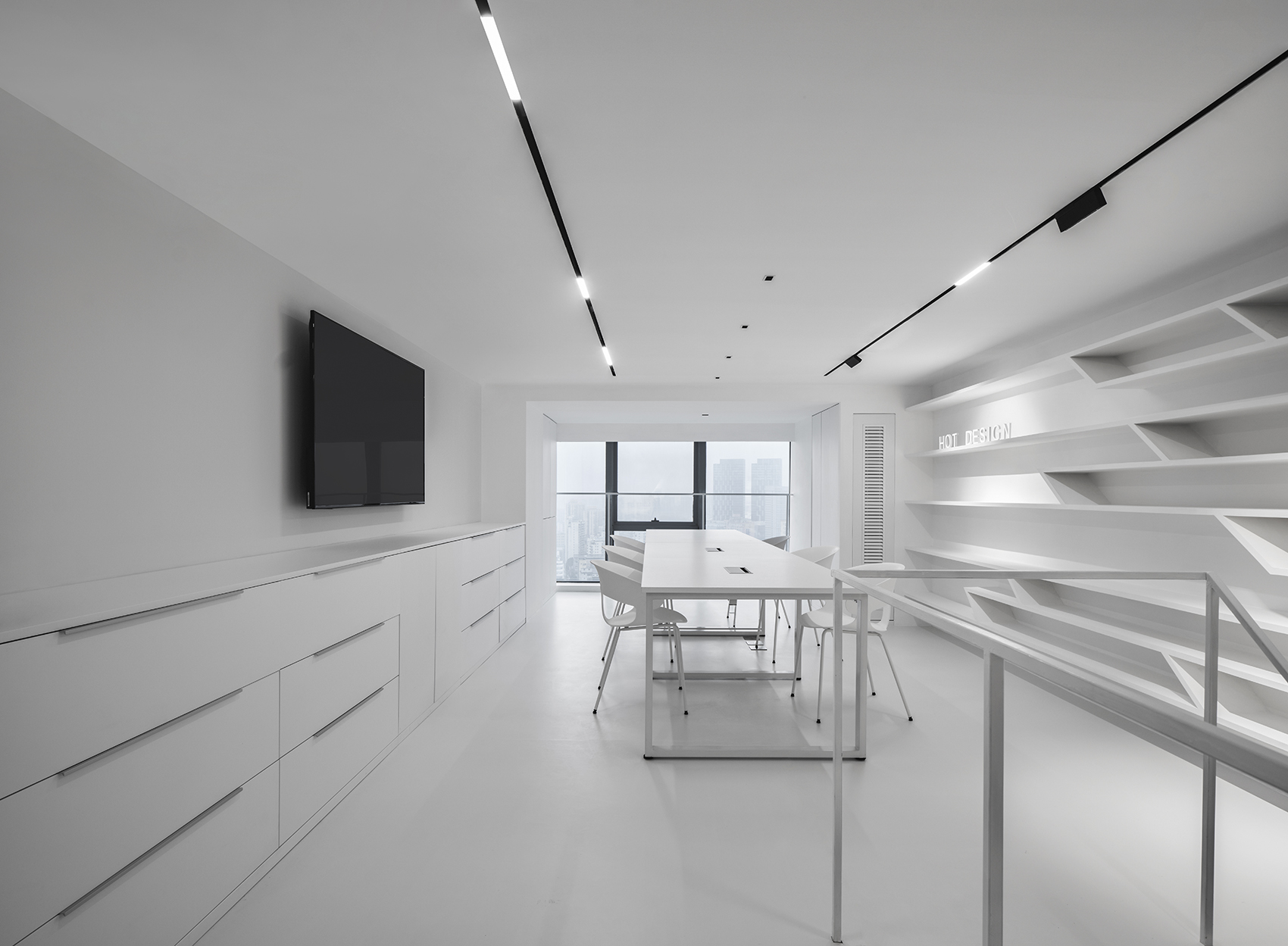 HOT Design Studio Renovation, China by HOT DESIGN - 谷德设计网