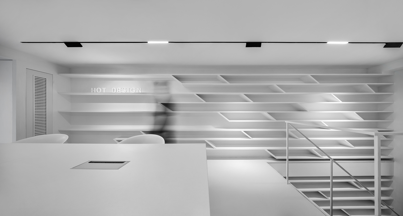 HOT Design Studio Renovation, China by HOT DESIGN - 谷德设计网