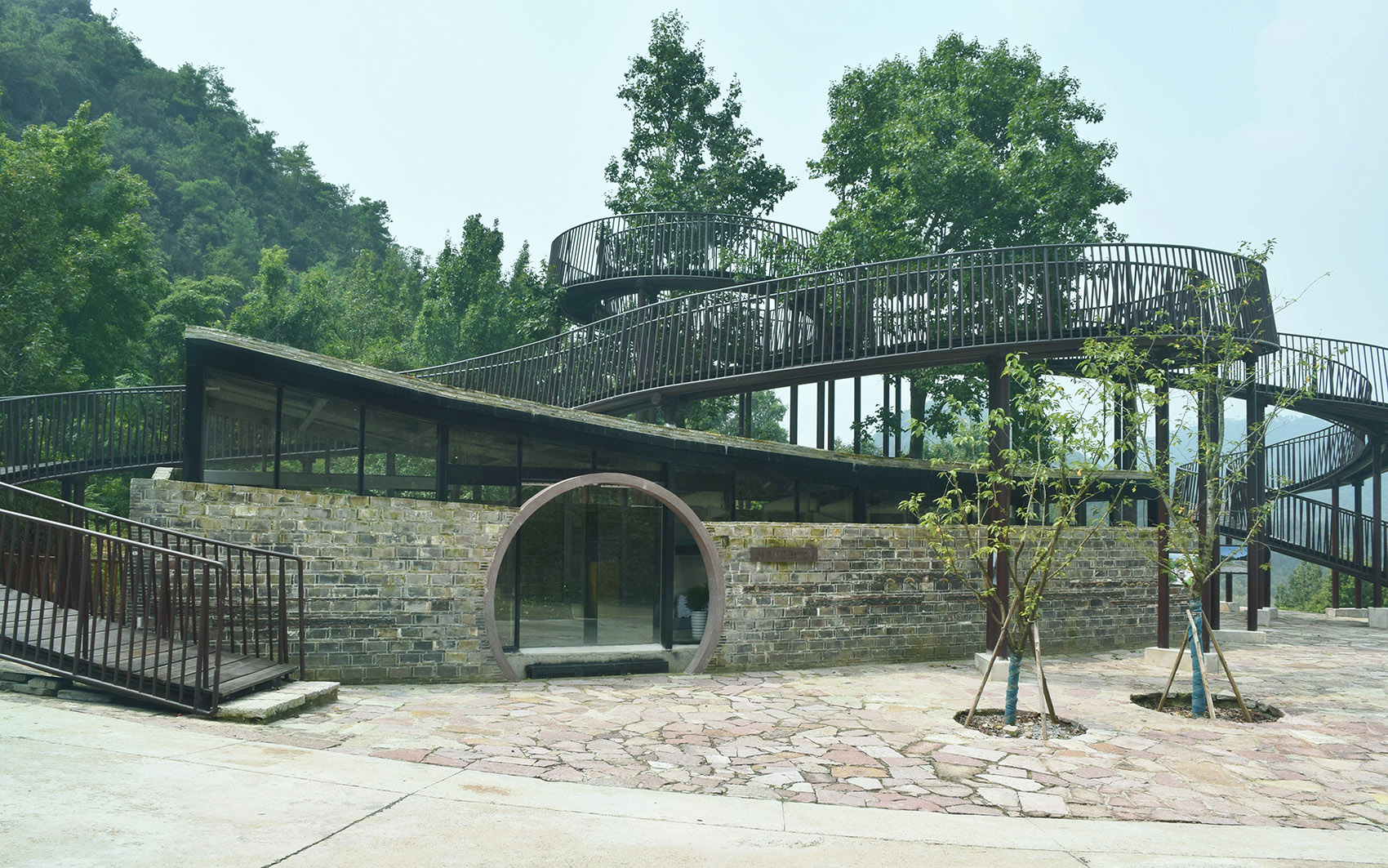 platforms in Jiutou (Green-way), China by Semi-arch Architecture Design ...