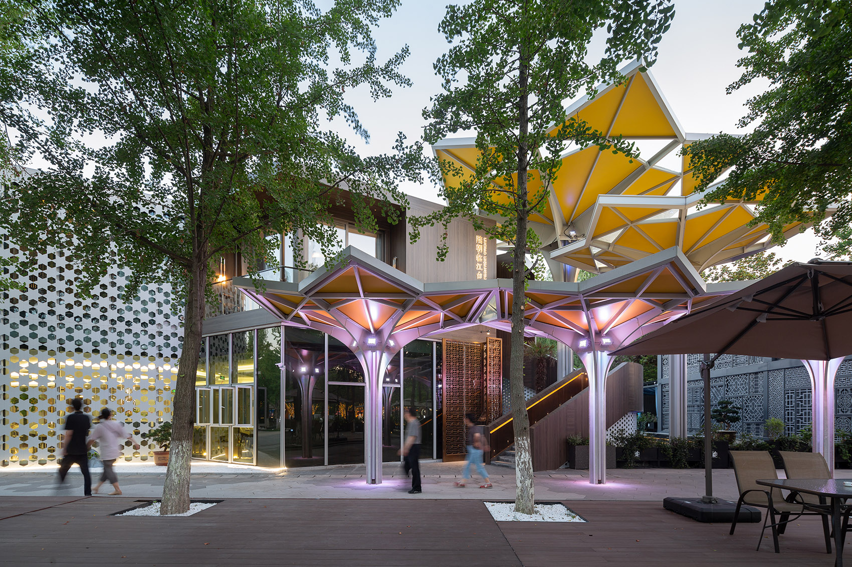 YinXing Li Culture-themed Commercial Street Design, China by SEU A+A ...