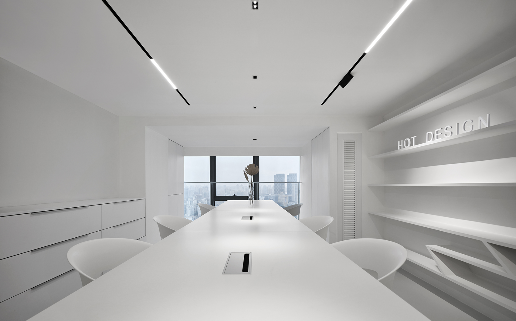 HOT Design Studio Renovation, China by HOT DESIGN - 谷德设计网