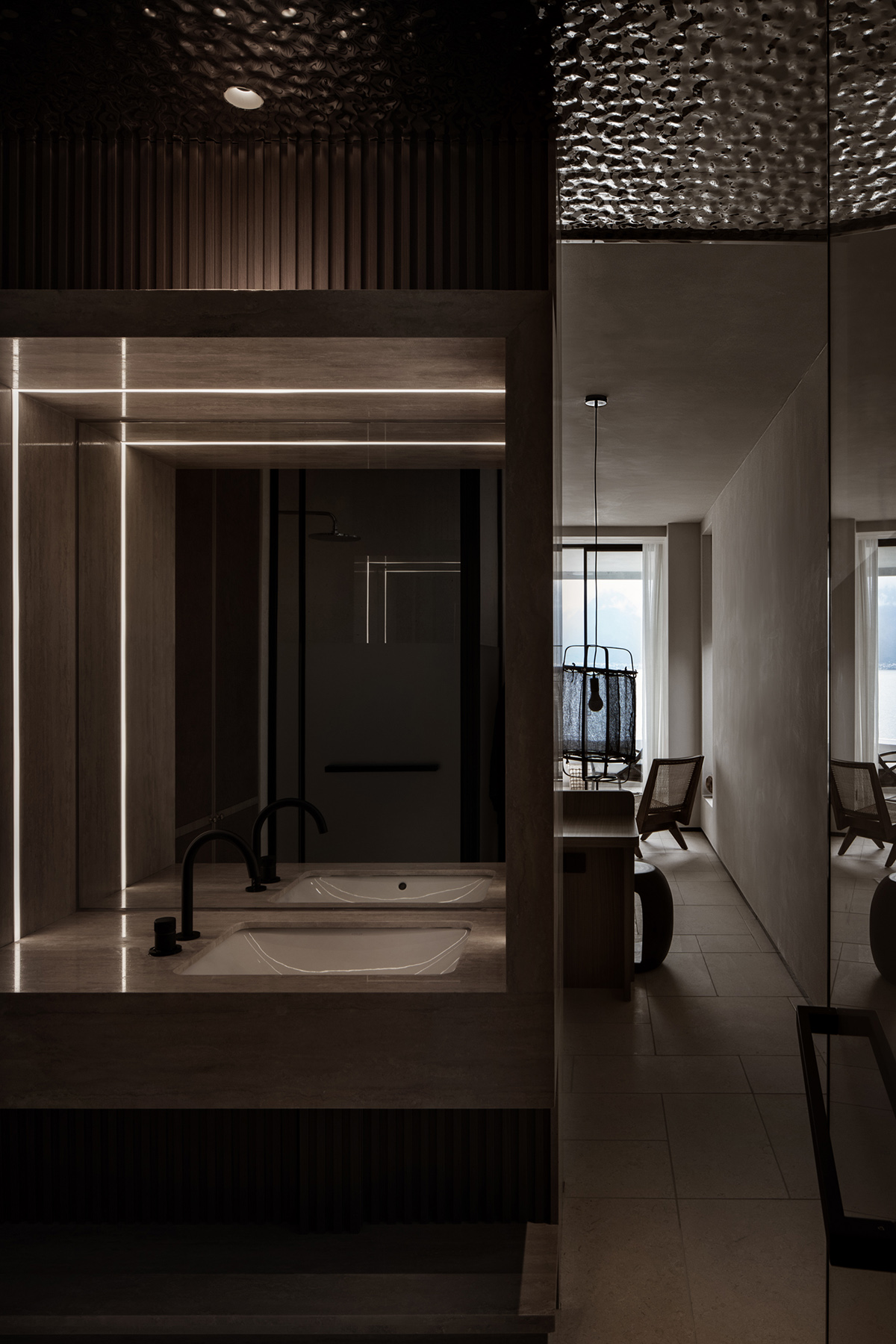The Tree & Villa by the Erhai Lake, China by Fusion Design - 谷德设计网