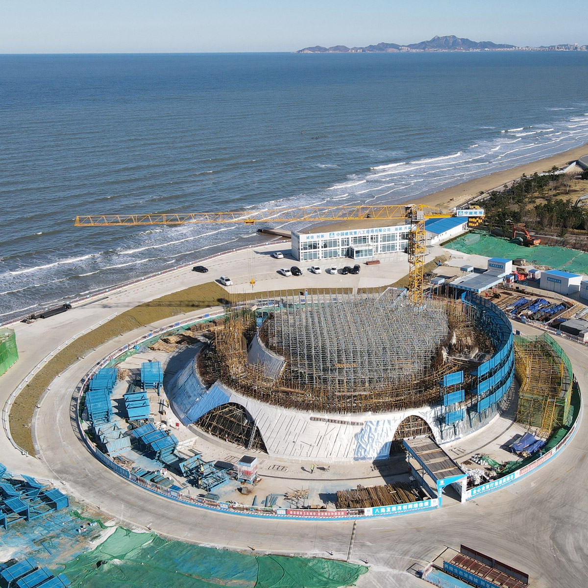 OPEN unveils design for Ambitious Sun Tower in Yantai, China - 谷德设计网