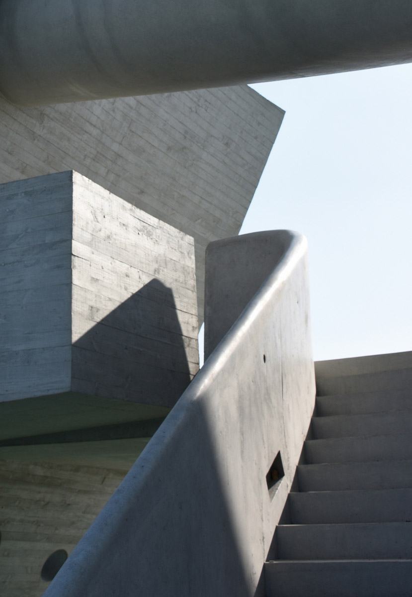 OPEN unveils design for Ambitious Sun Tower in Yantai, China - 谷德设计网