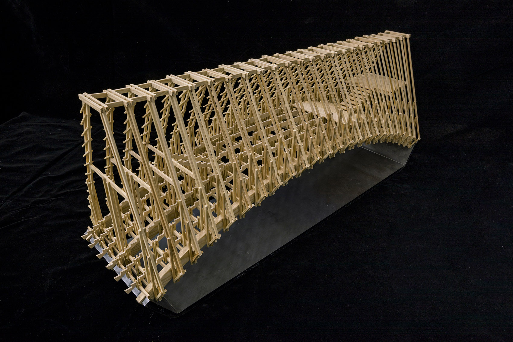 Timber Bridge in Gulou Waterfront, Guangdong, China by LUO studio - 谷德设计网