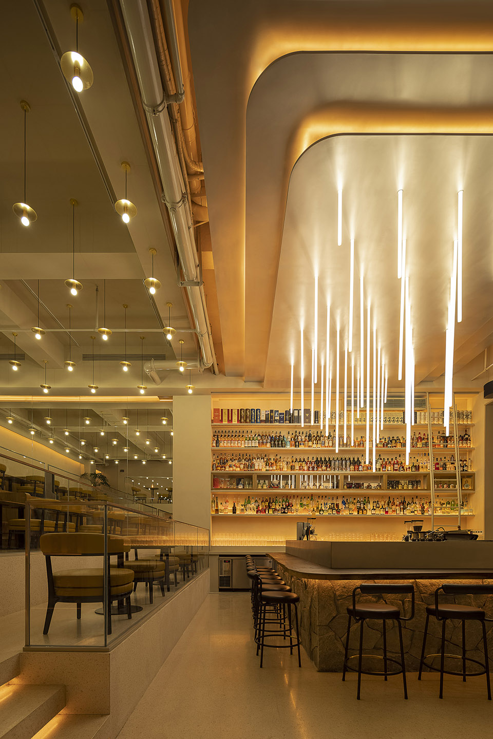 DUIJIU Brunch & Cheers Bar, China by Hangzhou Guantang Interior Design ...