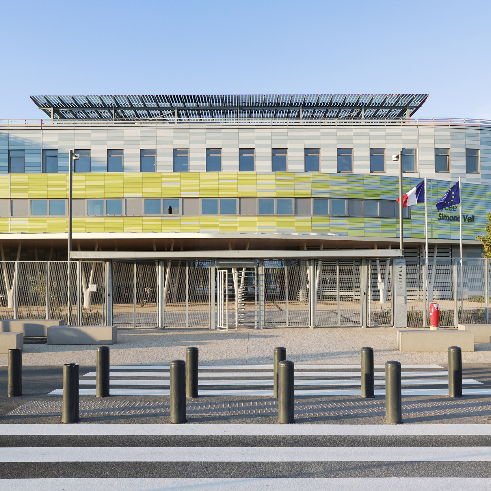 Simone Veil High School by Hellin-Sebbag Architectes Associés - 谷德设计网