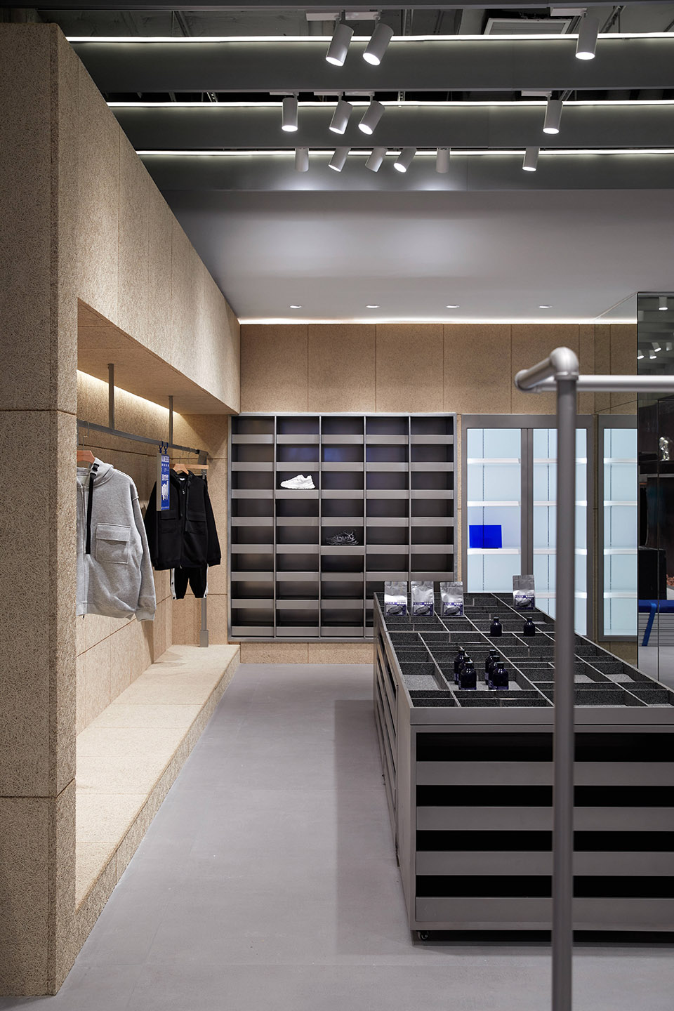 KM COOL SPACE Flagship Store by Super Normal Design - 谷德设计网