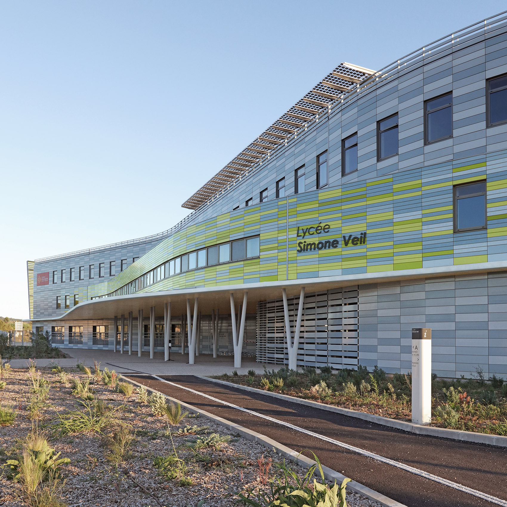 Simone Veil High School by Hellin-Sebbag Architectes Associés - 谷德设计网